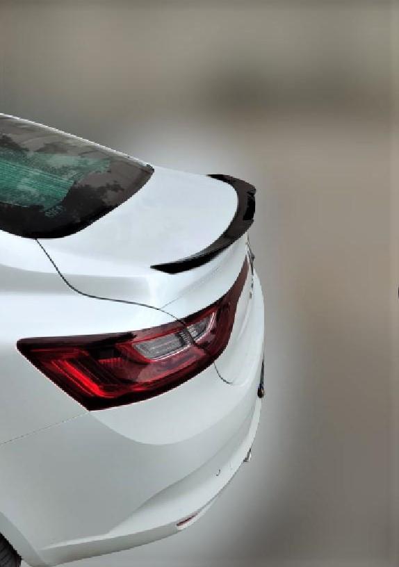 RENAULT MEGANE 4 YARASA ASTARLI SPOİLER - Spoiler & Kanat - enesotoaksesuar