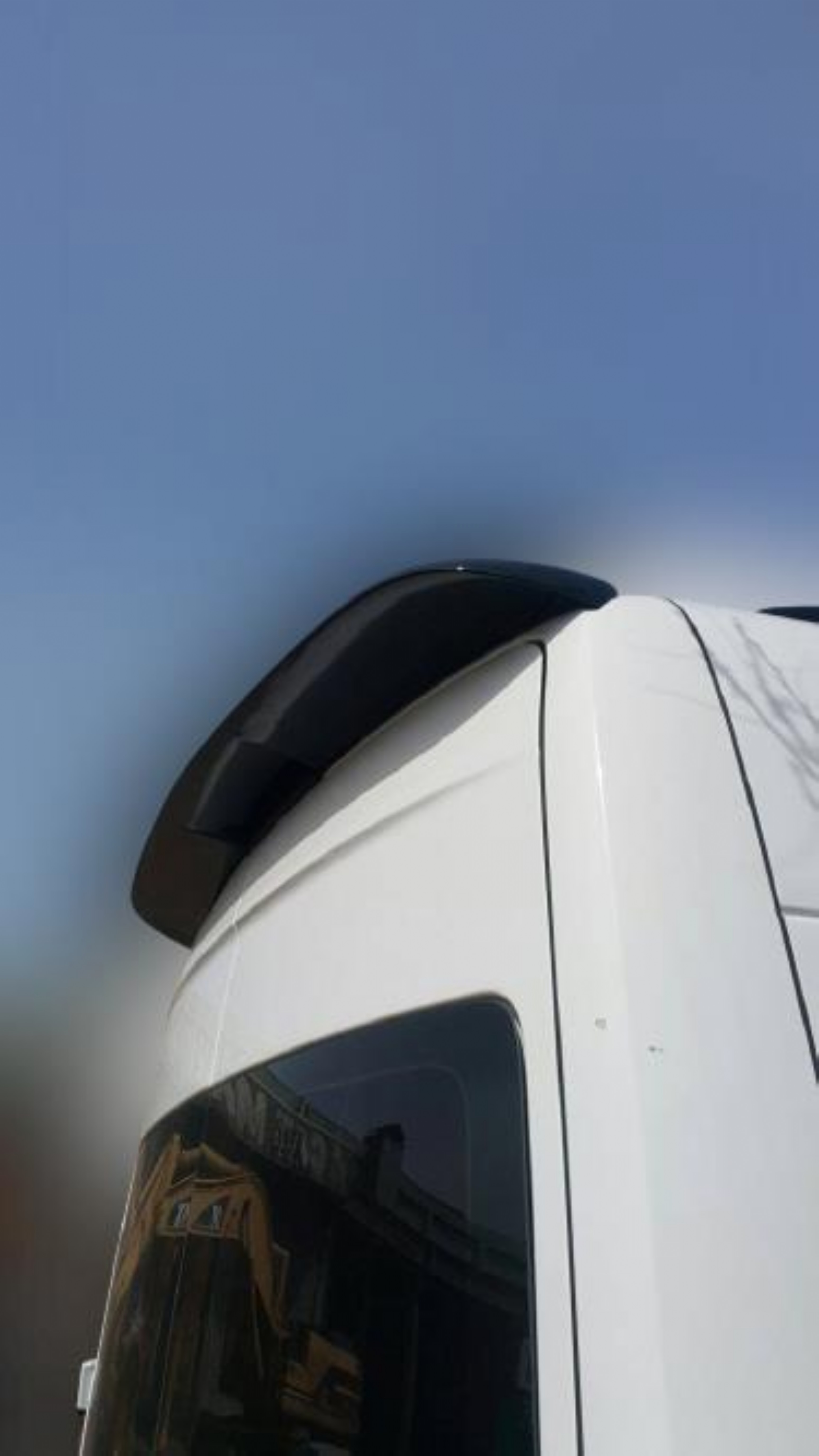 VOLKSWAGEN CRAFTER GENİŞ BOYALI ANATOMİK SPOİLER - Spoiler & Kanat ...